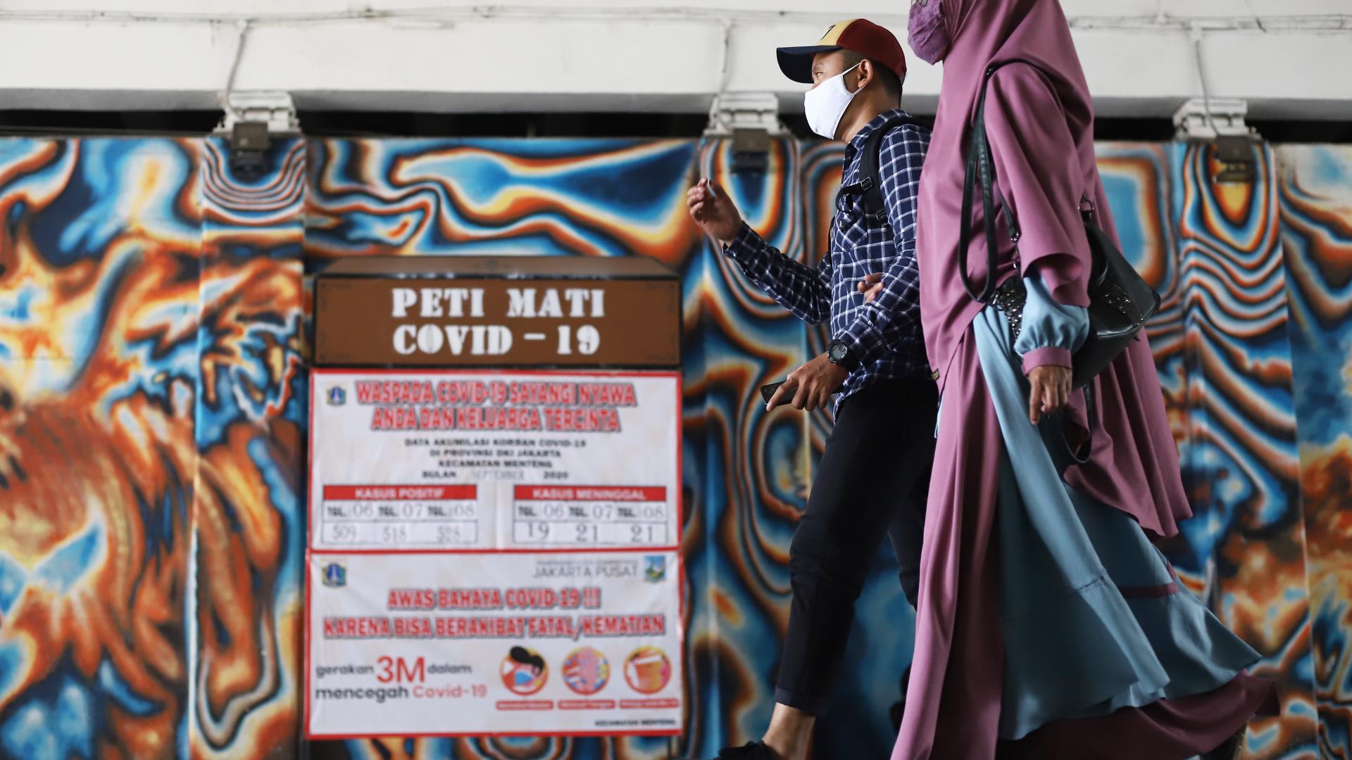 85 percent of families in Indonesia received support on COVID-19 but more efforts are needed to ...