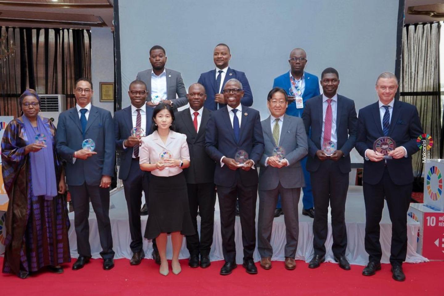 Les Lauréats du Prix SDGs Action Awards 2023 récompensés comme champions des ODD en RDC ...