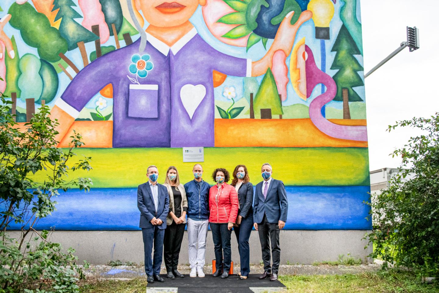 New street artwork highlights the need to preserve the environment ...